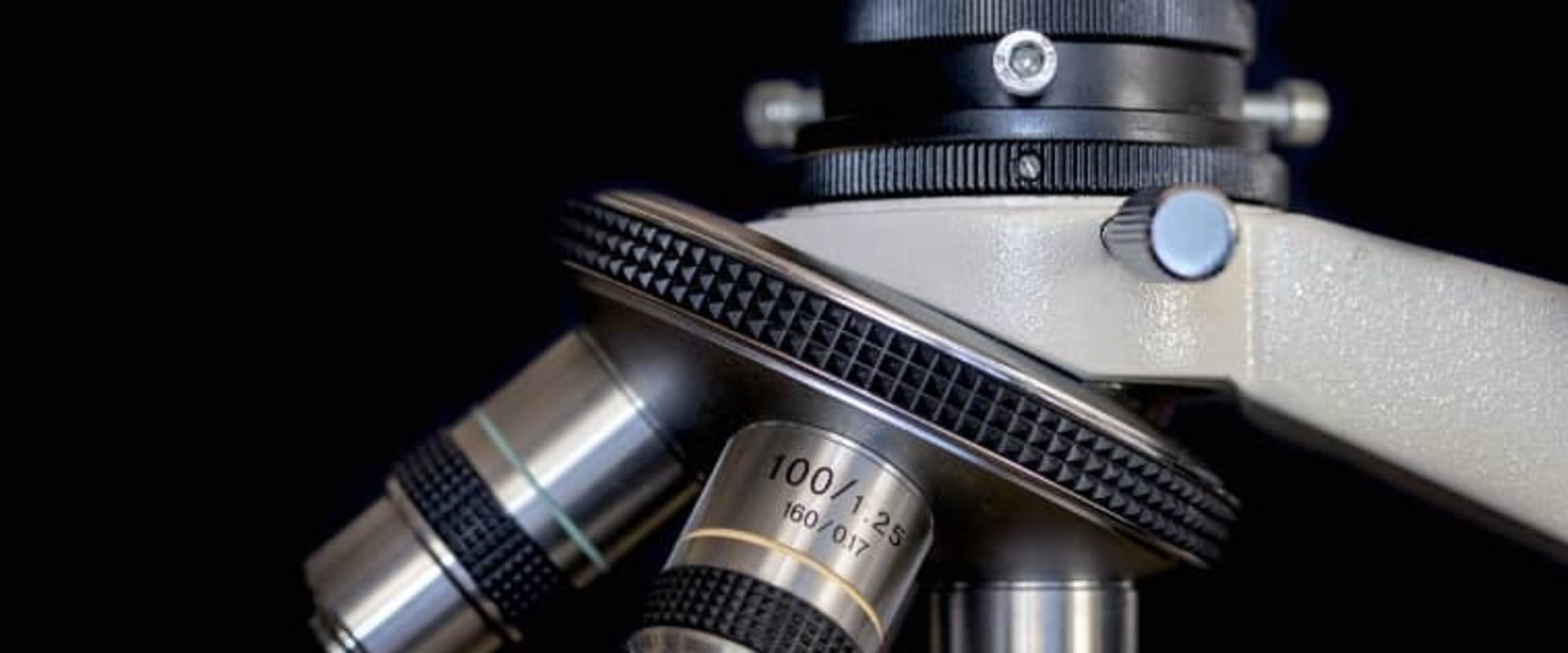 Metallografia: come svelare i segreti di acciaio e leghe metalliche